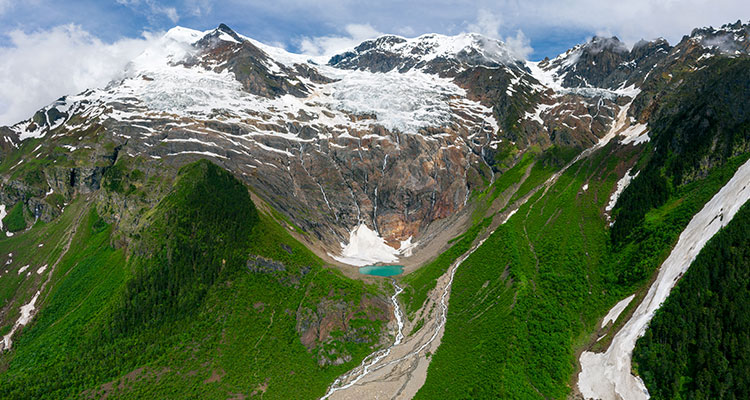 4-Day Yubeng Village Hiking Tour from Shangri-La