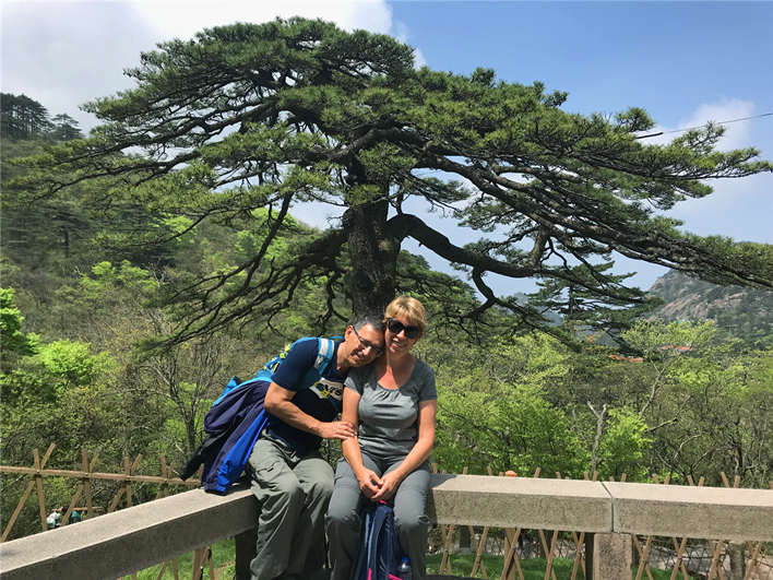 One-Day Huangshan Yellow Mountain Tour