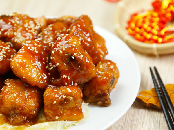 Chinese Food/Cuisine: Culture, Ingredients, Regional Flavors