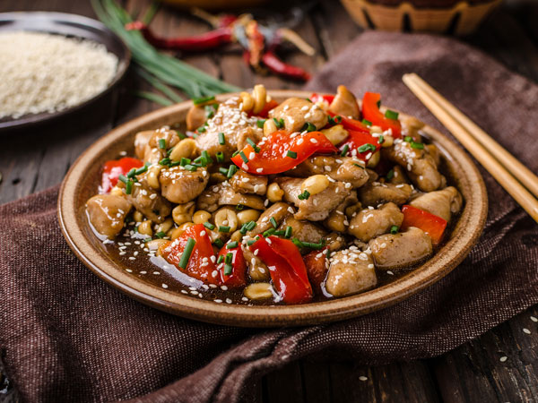 Chinese Food/Cuisine: Culture, Ingredients, Regional Flavors