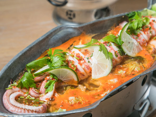 Chinese Food/Cuisine: Culture, Ingredients, Regional Flavors