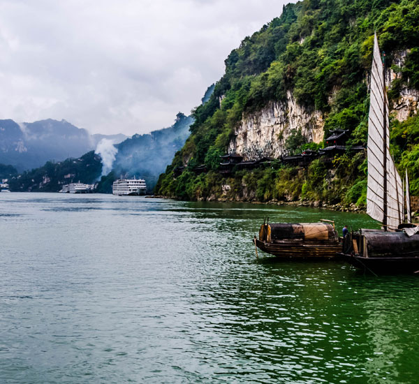 Three Gorges -the Most Scenic Section of Yangtze River