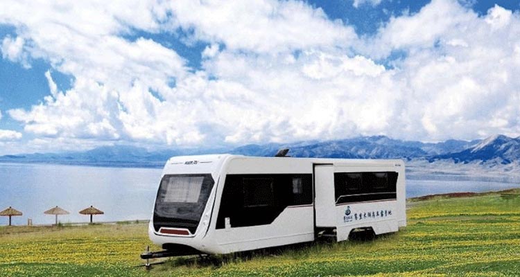 8-Day Xinjiang Tour with Ili River Valley